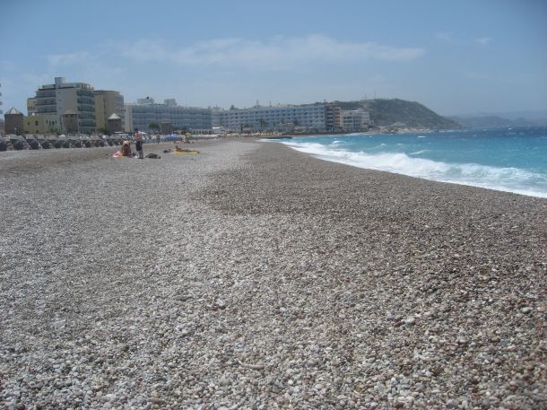 Rodoksen matkakuvat - Tuulinen ranta | Napsu